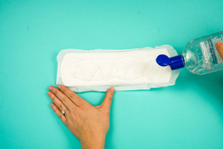 DIY Padsicles (Frozen Pads for Postpartum Healing)