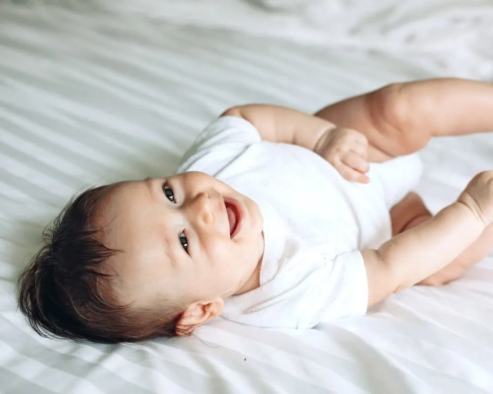 Sample 4 Month Old Sleep Schedule (Naps, Feeds & Bedtime)