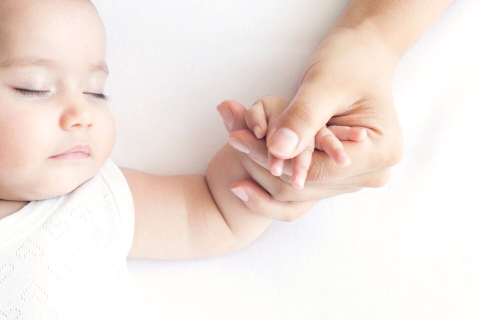 Chair Method Sleep Training (How To) - The Postpartum Party