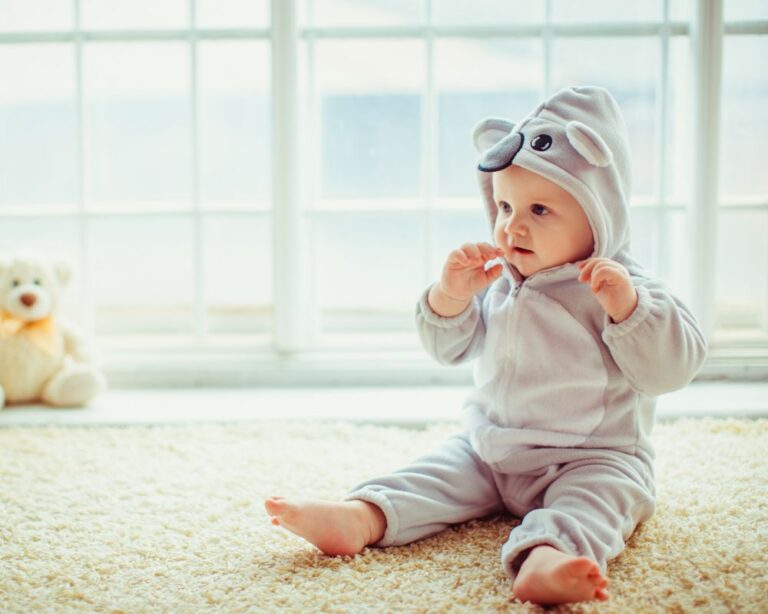 Sample 9 Month Old Sleep Schedule (with Nap Times + Lengths)