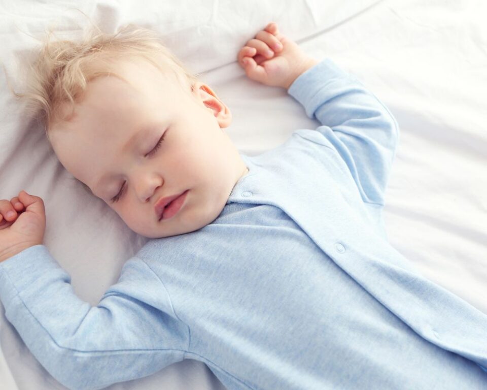 How to Wean Night Feedings (Step-by-Step Breast or Bottle)